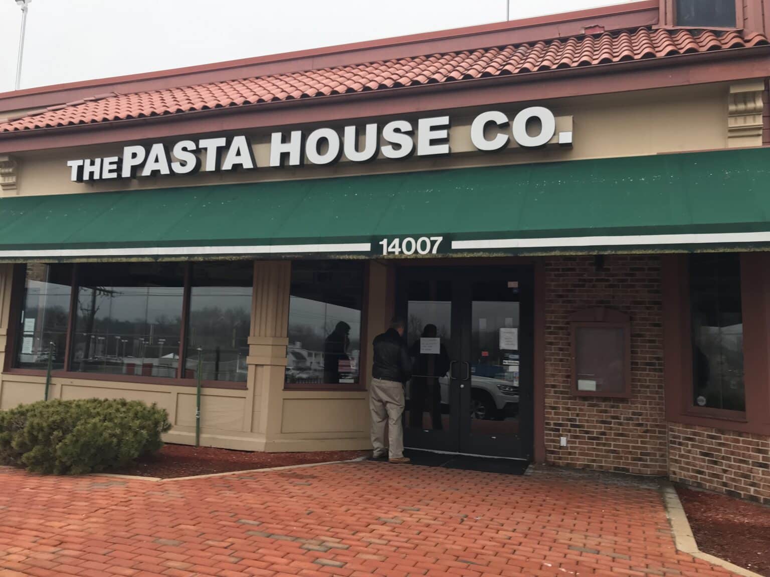Pasta House - 14007 Manchester - Closed - St. Louis Restaurant Review