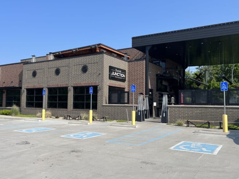Al-Bake Chicken & Burgers Closes - St. Louis Restaurant Review