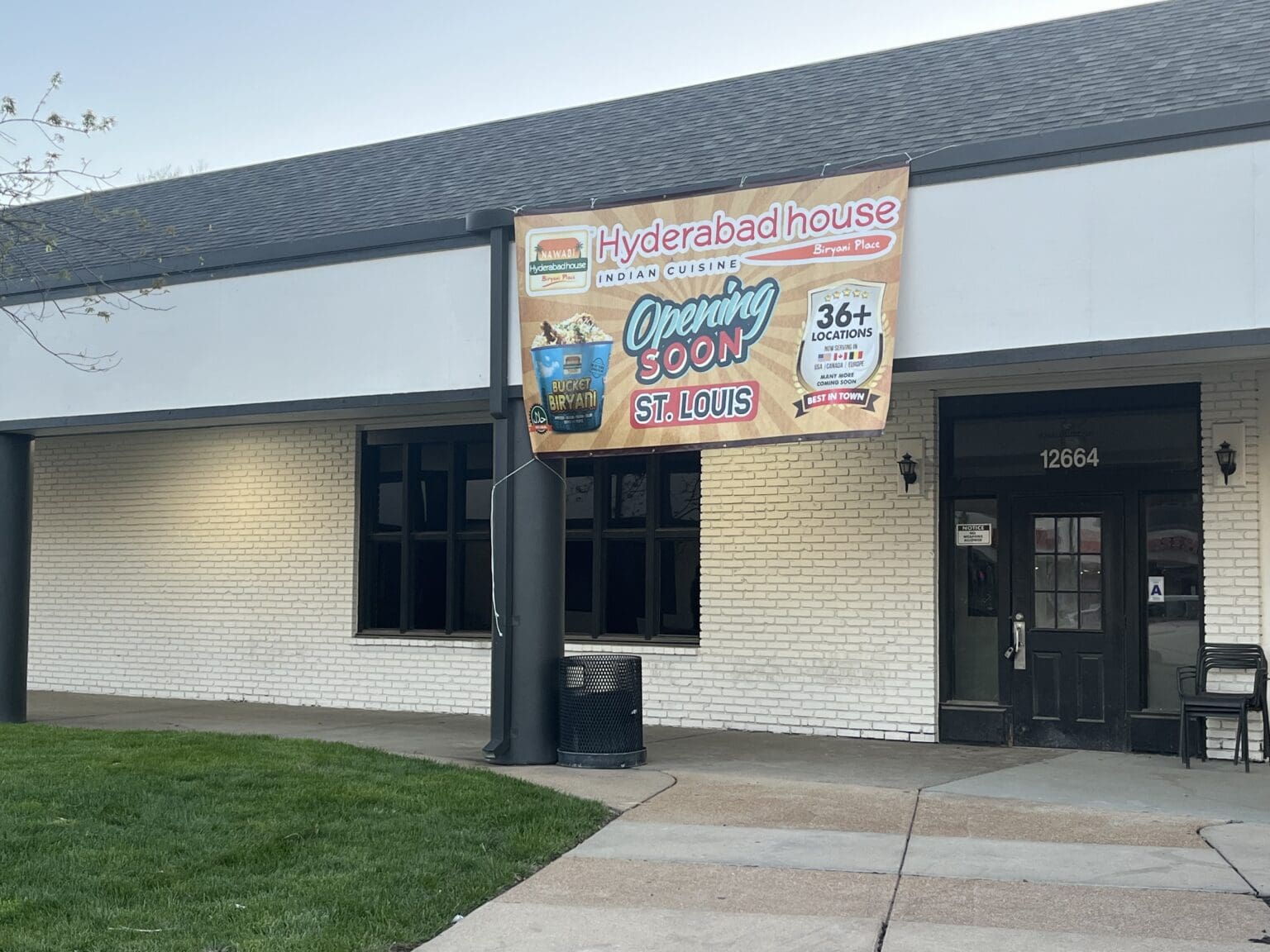 Pasta House - 14007 Manchester - Closed - St. Louis Restaurant Review